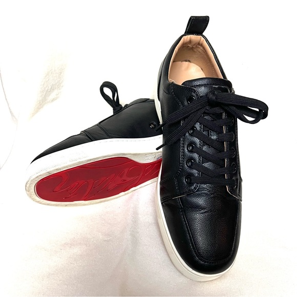 Christian Louboutin | Shoes | Authentic Christian Louboutin Signature ...